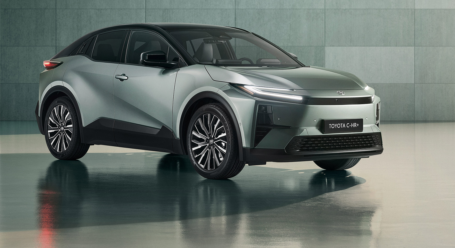 Toyota accelererer el-offensiv med C-HR+ | FDM